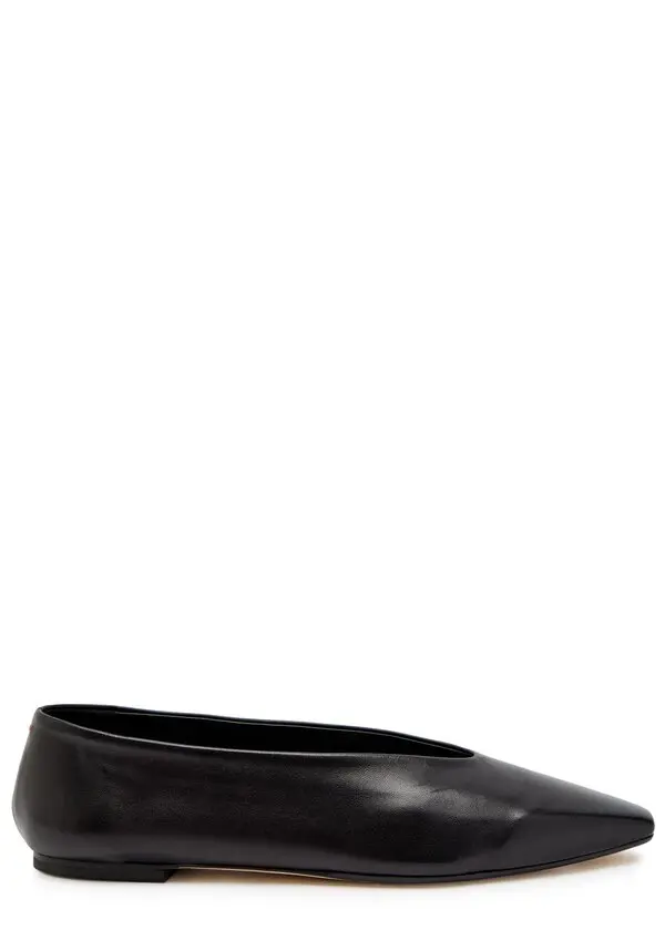 AeydĒ Betty Leather Ballet Flats - Black