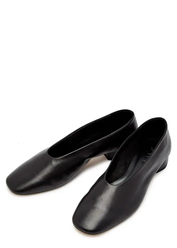 AeydĒ Delia 20 Leather Pumps - Black