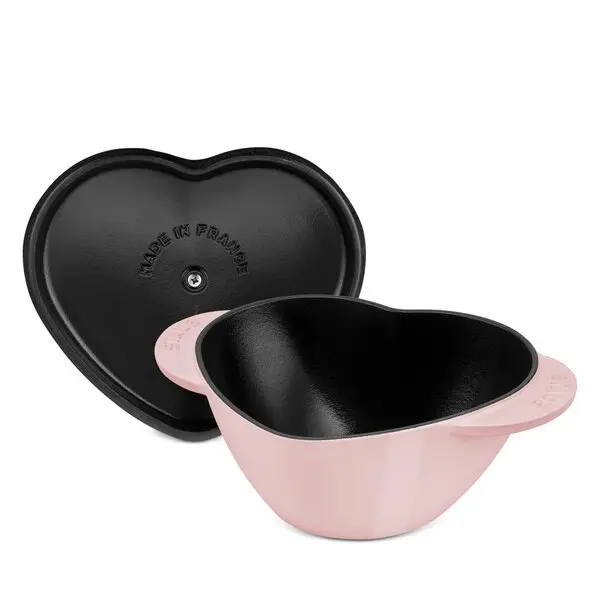 STAUB 1.75 Qt. Heart Peony Dutch Oven