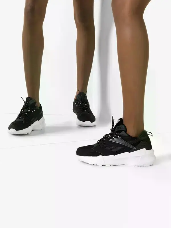 REEBOK Aztrek Chunky Sneakers