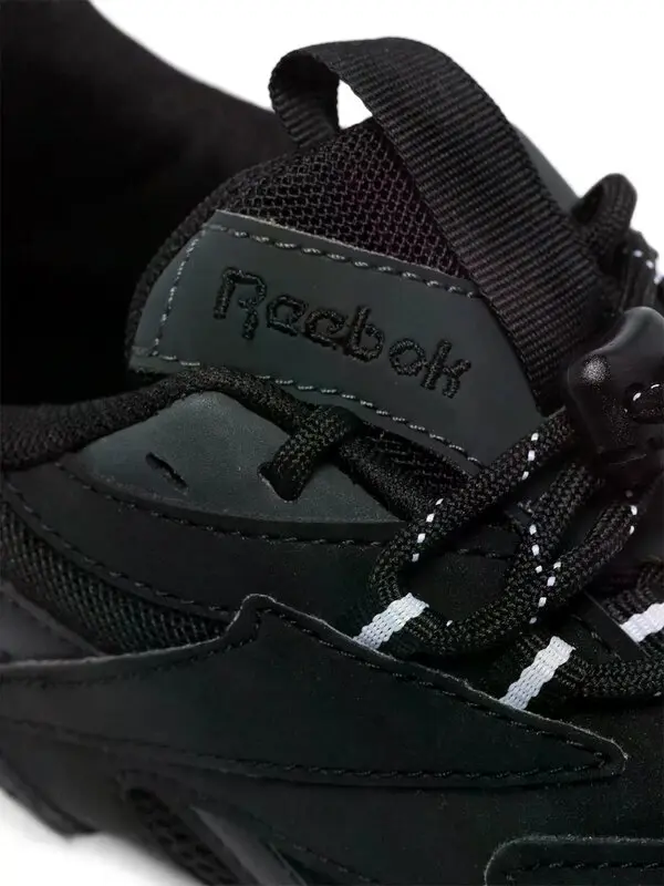 REEBOK Aztrek Chunky Sneakers