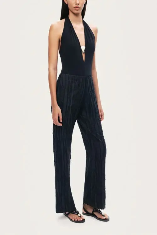 NOCTURNE Halter Deep V Blouse