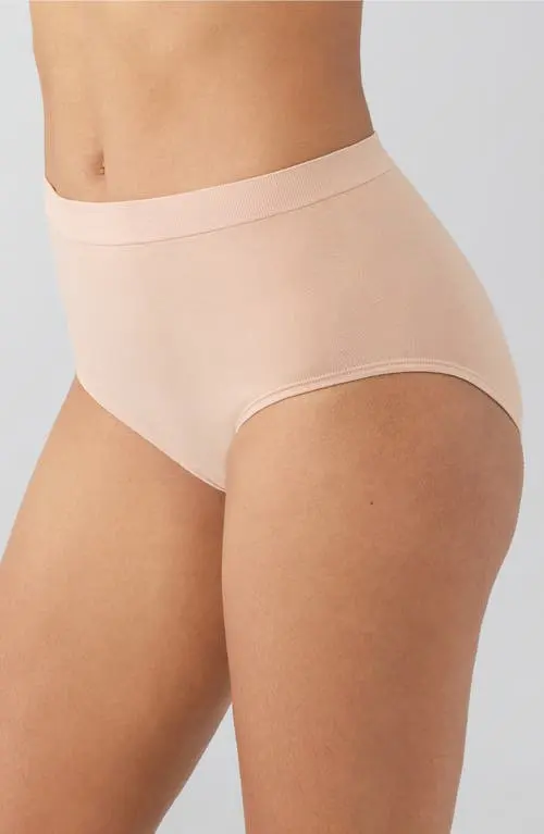 Wacoal B-smooth® Natural Briefs - Roebuck