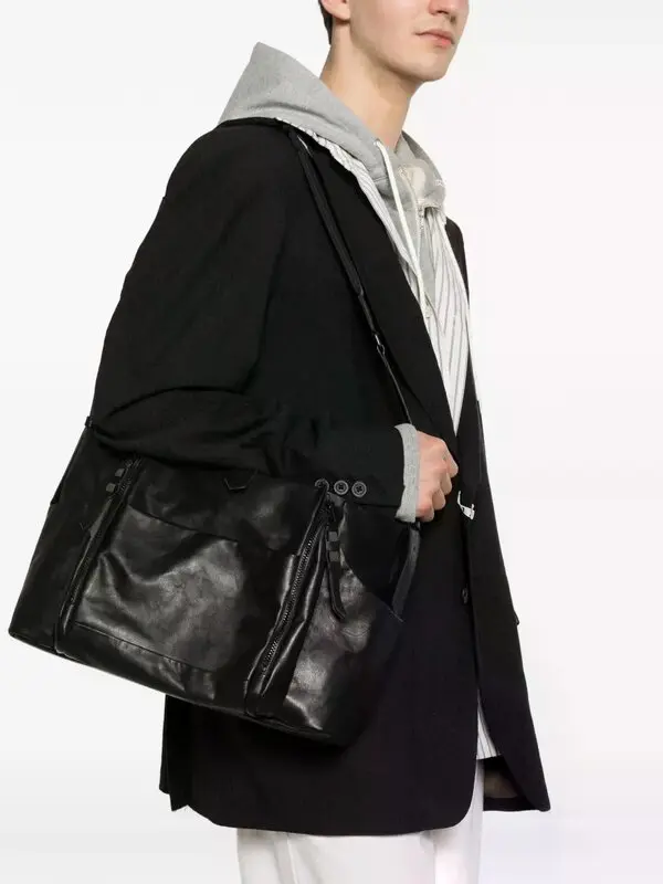 CORNELIAN TAURUS BY DAISUKE IWANAGA Zip Detail Shoulder Bag
