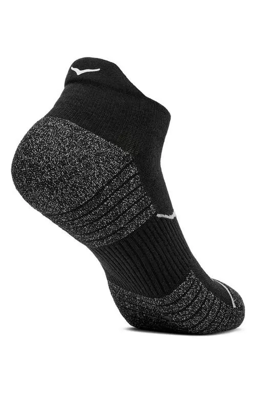 HOKA® Run 3-pack No-show Socks - Black/black/black