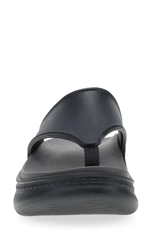 Dansko Devyn Platform Flip Flop - Black