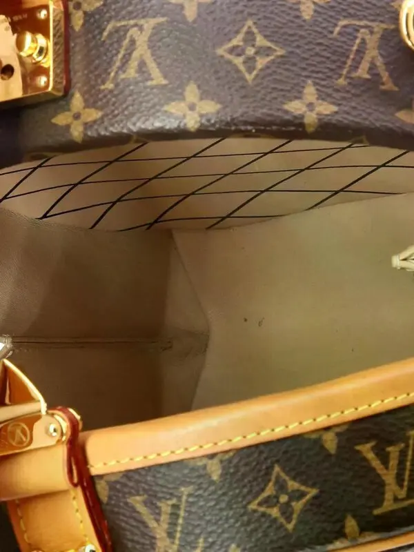 LOUIS VUITTON Petite Boite Chapeau Monogram Crossbody Bag
