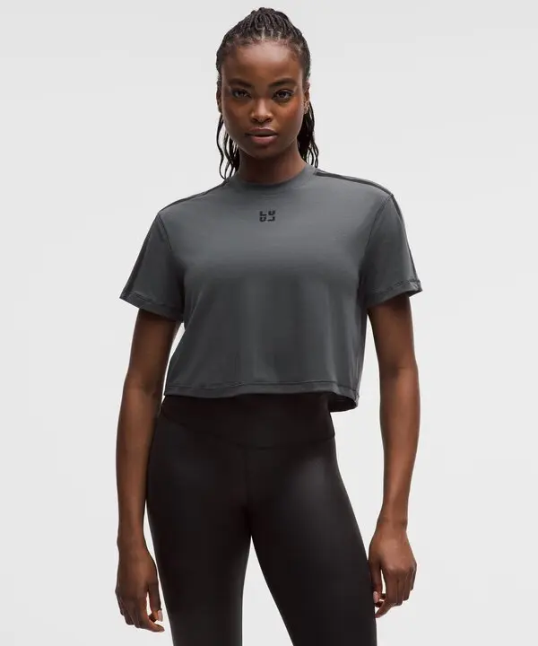 Lululemon Jersey Training Cropped Short-sleeve Shirt - Coal/graphite Grey