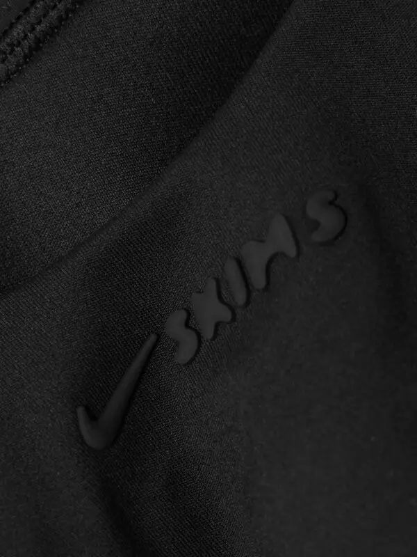 SKIMS Nike Scoop Neck Bra - Black