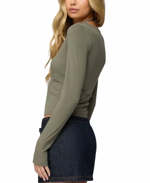 EDIKTED Zelly Deep V Scoop Neck Top