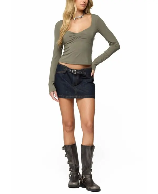 EDIKTED Zelly Deep V Scoop Neck Top