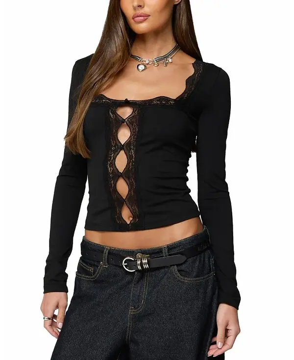 EDIKTED Lacey Keyhole Top