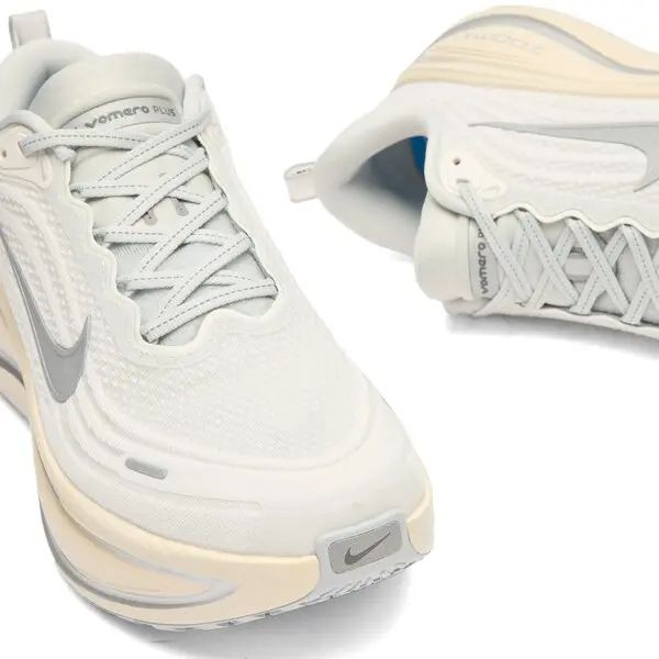 Nike Vomero Plus Sneakers
