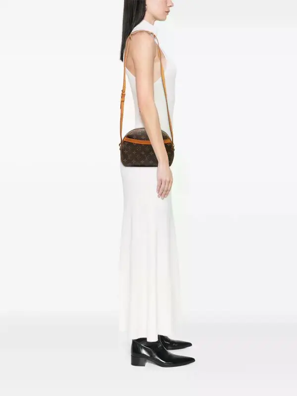 LOUIS VUITTON 2005 Monogram Blois Crossbody Bag