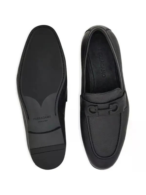 FERRAGAMO Gancini Loafers In Hammered Deerskin - Black