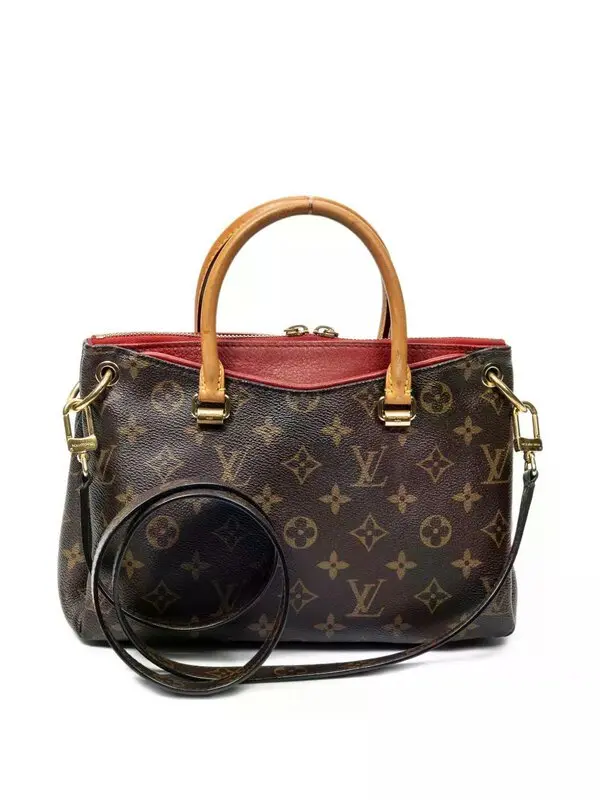 LOUIS VUITTON 2017 Monogram Top Handle Bag