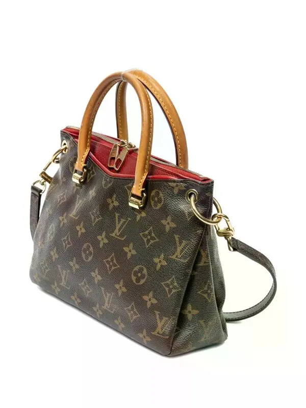 LOUIS VUITTON 2017 Monogram Top Handle Bag
