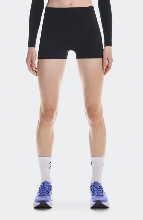 On Performance Bike Shorts With Pockets - Black