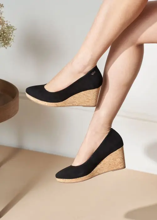 VISCATA Riera Suede Cork Wedges - Black