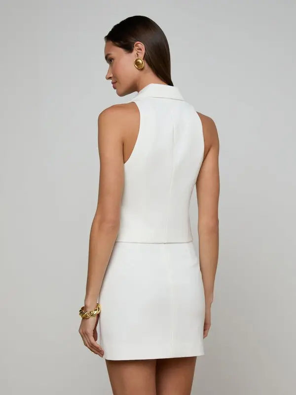 L'Agence Tomi Vest
