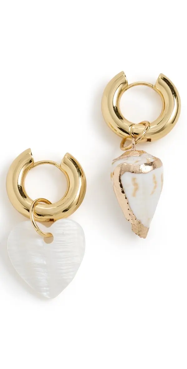 LOGAN TAY Pearl Mismatched Earrings - Gold