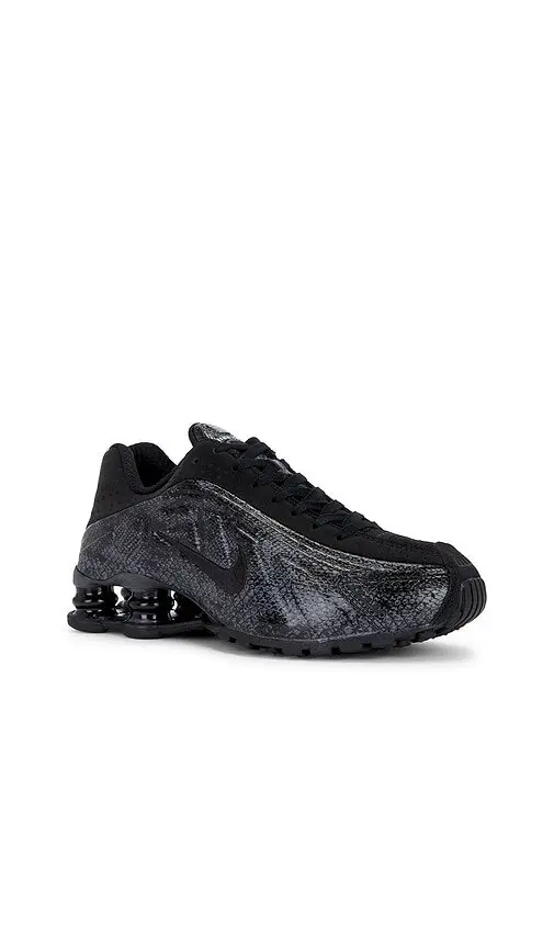 Nike Shox R4 - Black  Metallic Silver  & Dark Grey