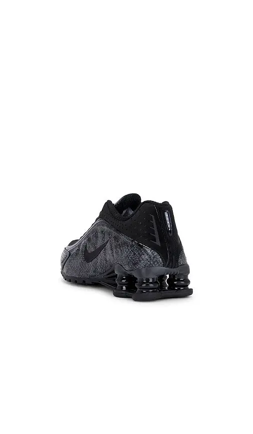 Nike Shox R4 - Black  Metallic Silver  & Dark Grey