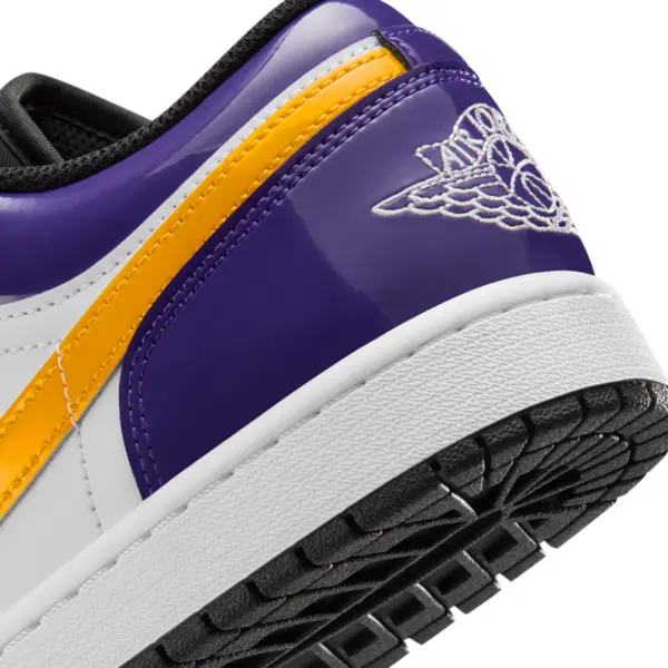 JORDAN 1 Low Se Sneakers - Purple
