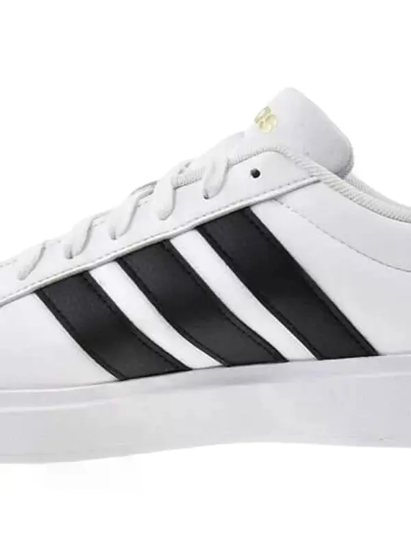 Adidas Streetball Sneakers