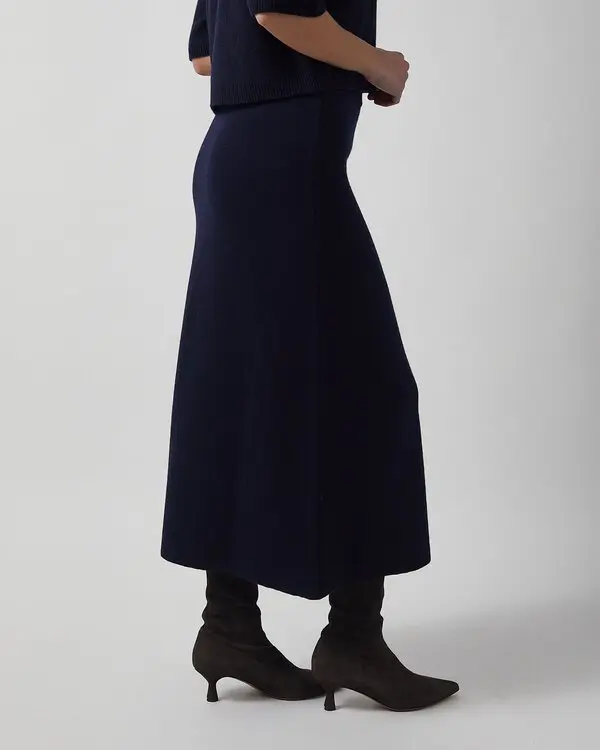 WAKAKUU Coventry Midi Skirt