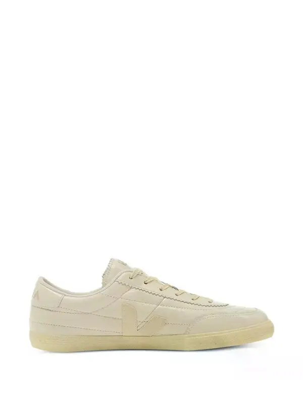 VEJA Panelled Sneakers - Neutrals
