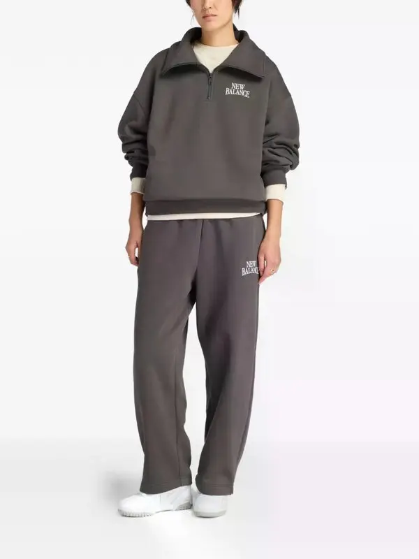 NEW BALANCE Trackside Embroidered Half Zip Sweatshirt