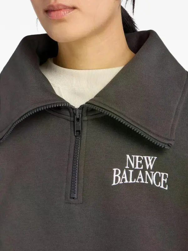 NEW BALANCE Trackside Embroidered Half Zip Sweatshirt