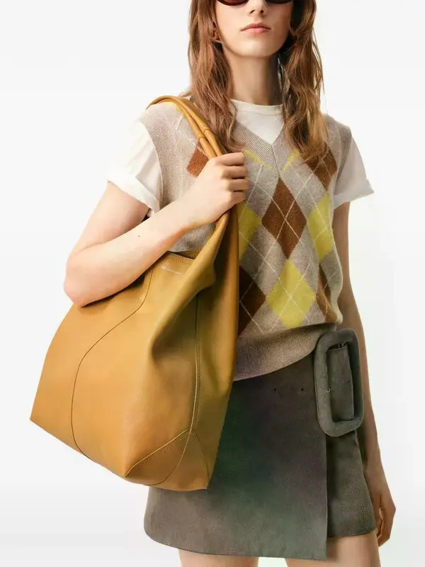 AMI Paris Large Etienne Shoulder Bag