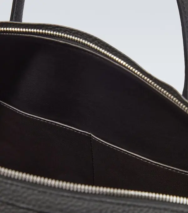 THE ROW Iowa Leather Duffle Bag - Black