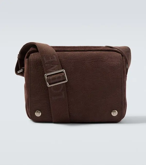 Loewe Pebble Medium Leather Messenger Bag - Brown
