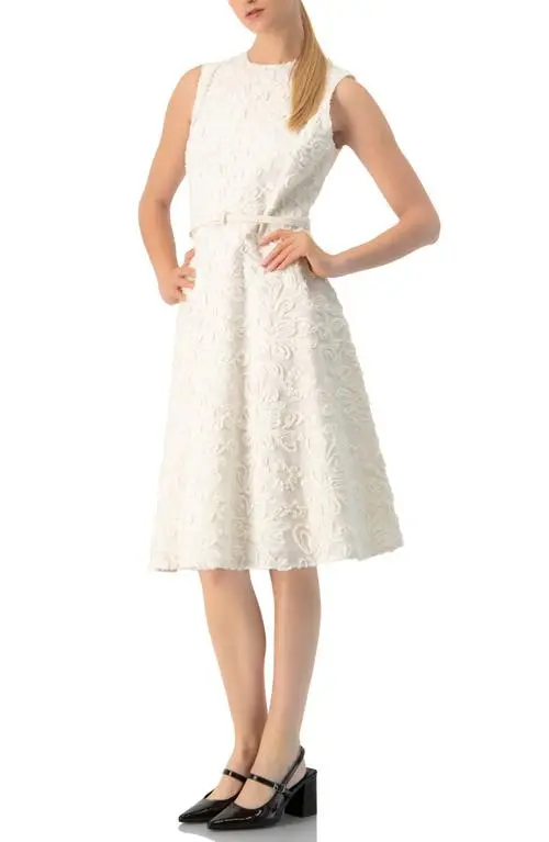 IVONNE Sleeveless Floral Pattern Midi Dress