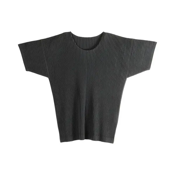Issey Miyake Basics T-shirt