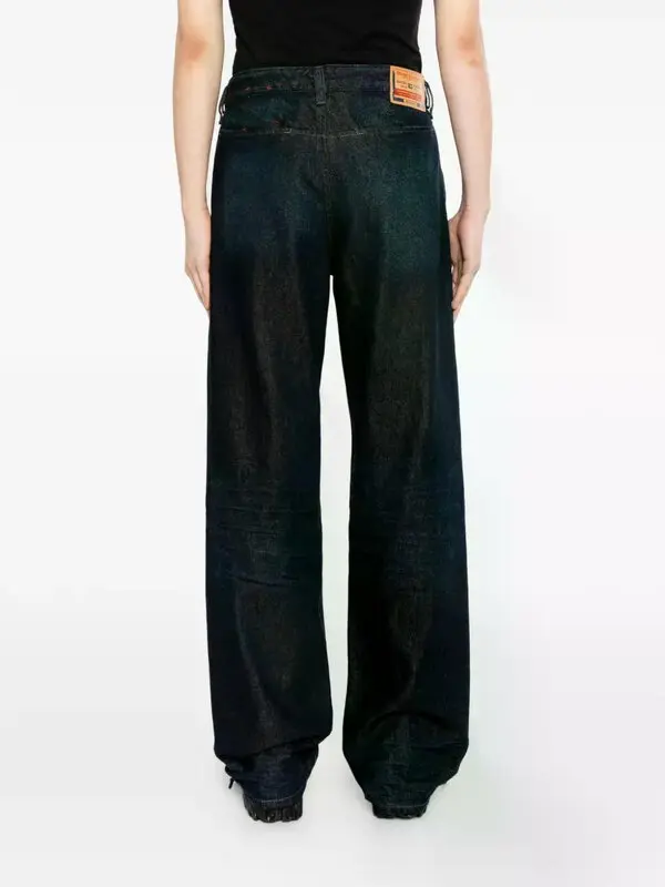 DIESEL® 2001 D-macro Jeans