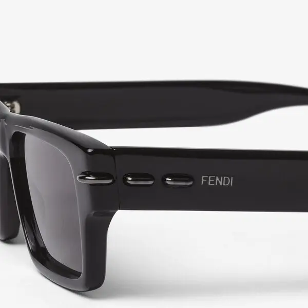 Fendi Selleria Rectangular Sunglasses - Black
