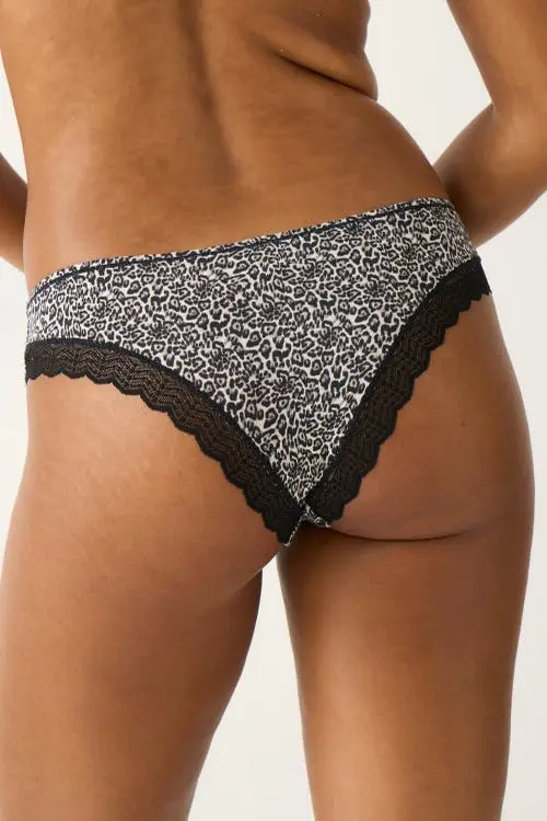 STRIPE & STARE Zig Zag Lace Brazilian Four Pack