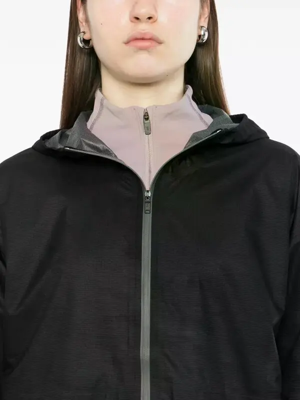 On Lightweight Waterproof Jacket