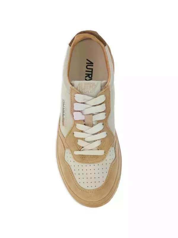 AUTRY Medalist Low Panelled Sneakers