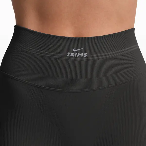 Nike Skims Ribbed Seamless 34" Straight Leggings