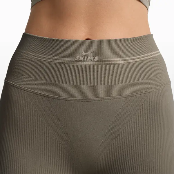 Nike Skims Ribbed Seamless 34" Straight Leggings