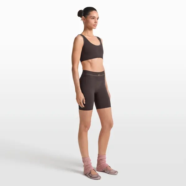 Nike Skims Ribbed Seamless 5" Shorts