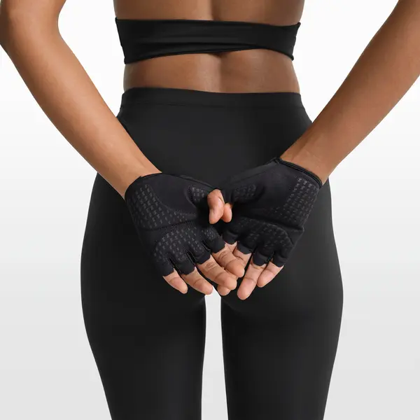 Nike Skims 2.0 Training Gloves
