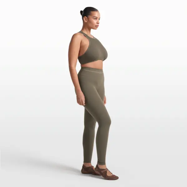 Nike Skims Ribbed Seamless High-waisted 26" Leggings
