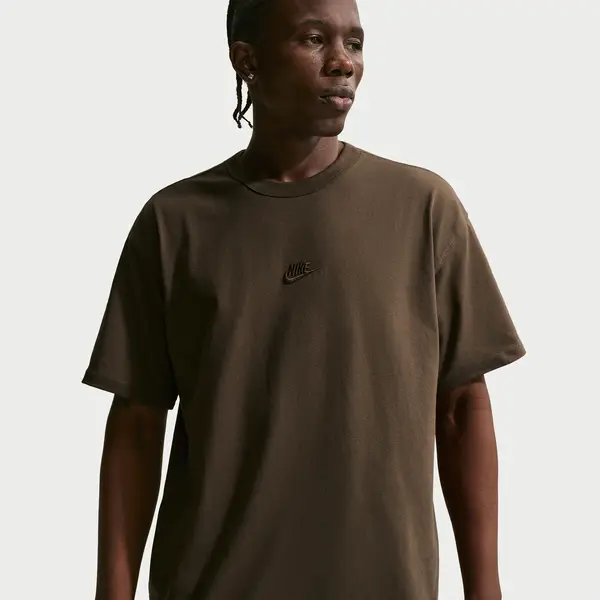 Nike Sportswear Premium Essentials T-shirt - Brown