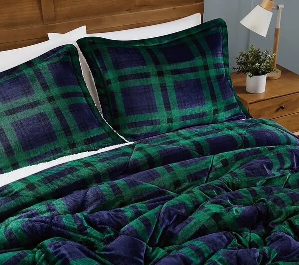 TRULY SOFT Cuddle Warmth Tartan Plaid King Comf Orter Set